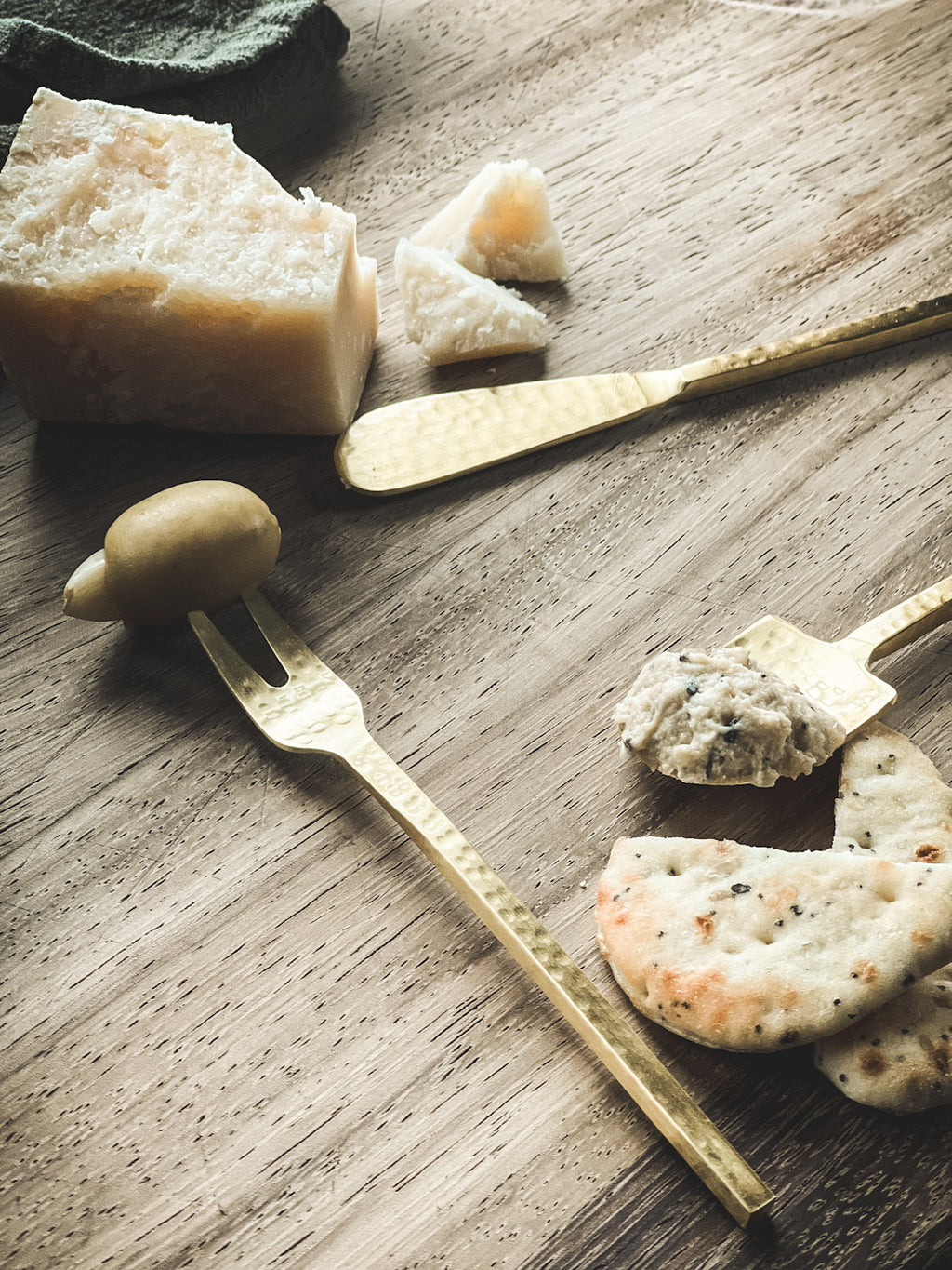 Hammered Appetizer Cutlery Set – Hither Lane